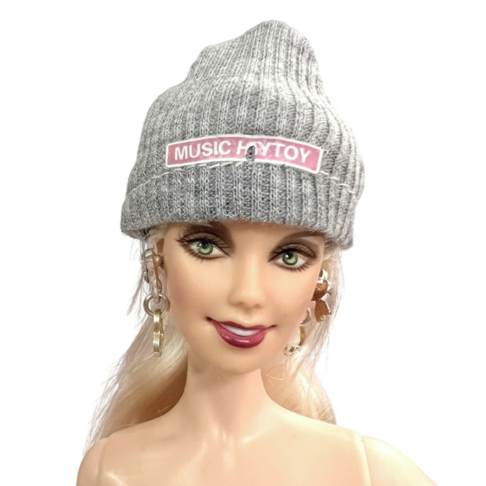 Casa De Bonecas Gorro De Lã Cinza Para Barbie Ou Kelly Elo7