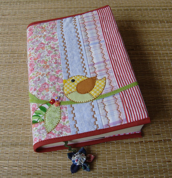Capa De Livro Em Patchwork | Elo7 Produtos Especiais Capa De Livro Em Patchwork | Elo7 Produtos Especiais