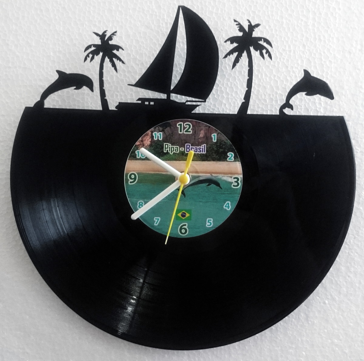 Relógio de Parede em Disco de Vinil - Praia | Elo7 Relógio de Parede em Disco de Vinil - Praia | Elo7