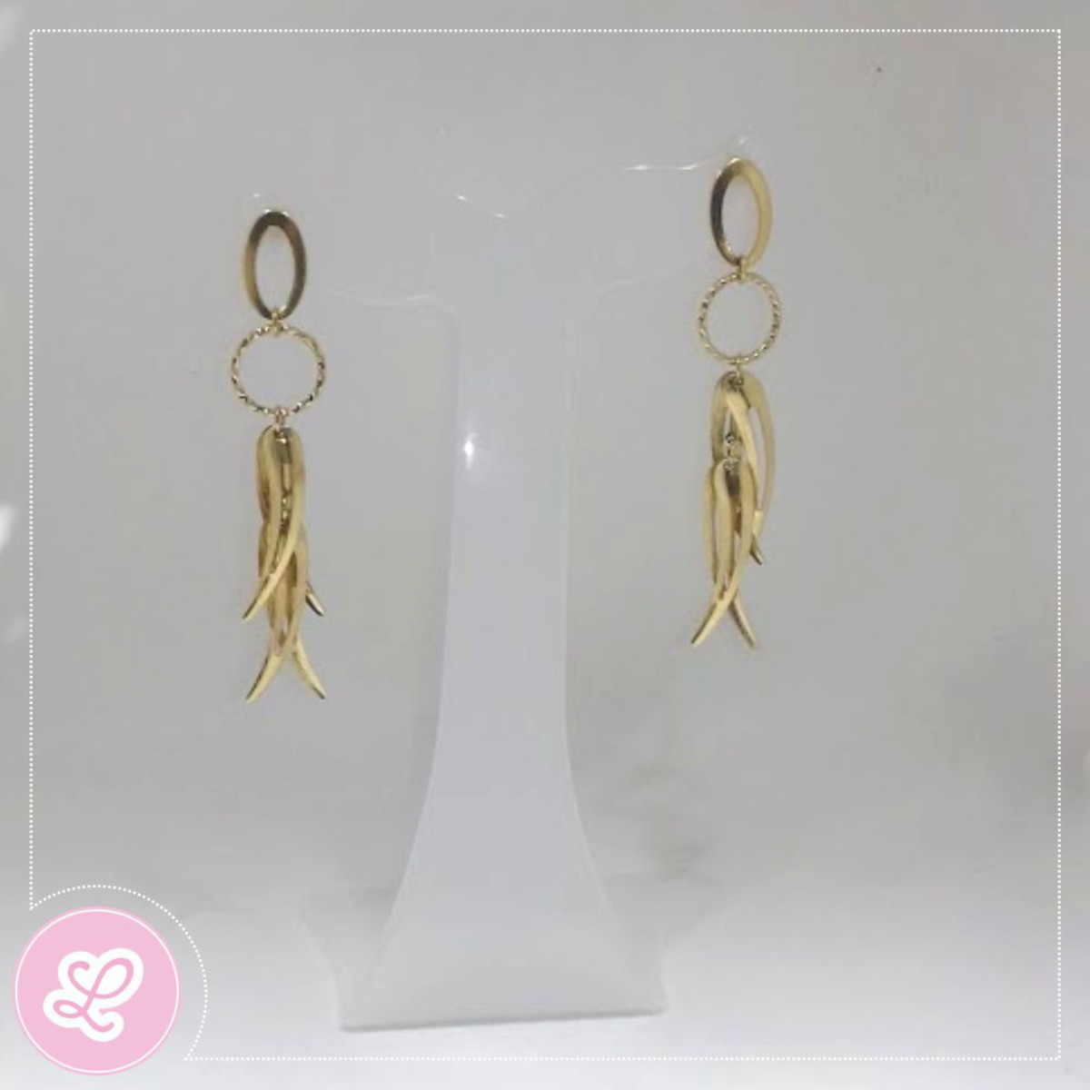 Brinco comprido dourado | BPSTP | Elo7 Produtos Especiais Brinco comprido dourado | BPSTP | Elo7 Produtos Especiais