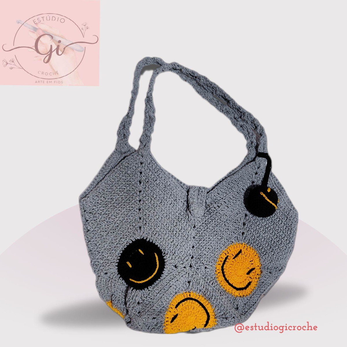 Bolsa de Crochê Smile Cinza | Elo7 Produtos Especiais