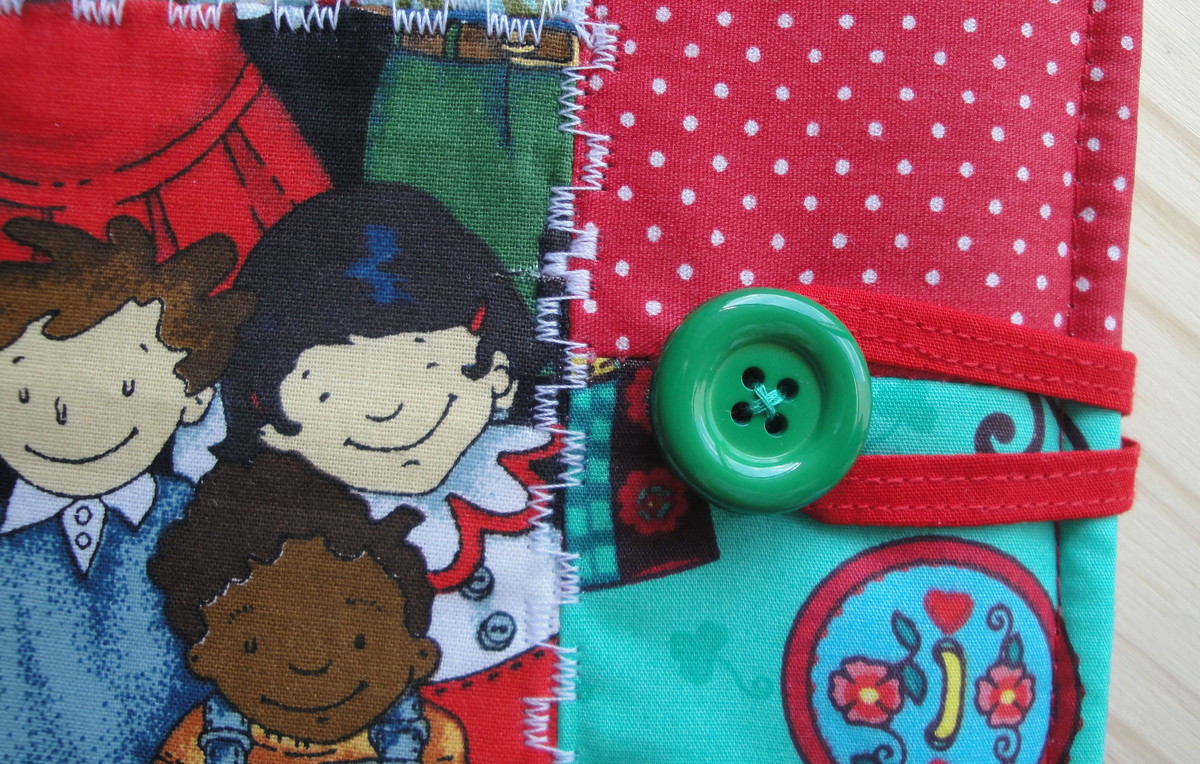CAPA PARA LIVRO EM PATCHWORK | Elo7 Produtos Especiais CAPA PARA LIVRO EM PATCHWORK | Elo7 Produtos Especiais
