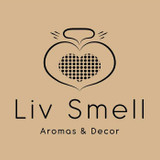 Liv Smell (@livsmell)